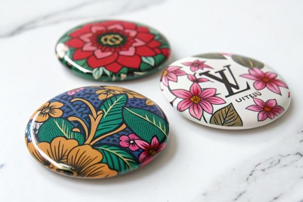 What are the best types of lapel pins?
